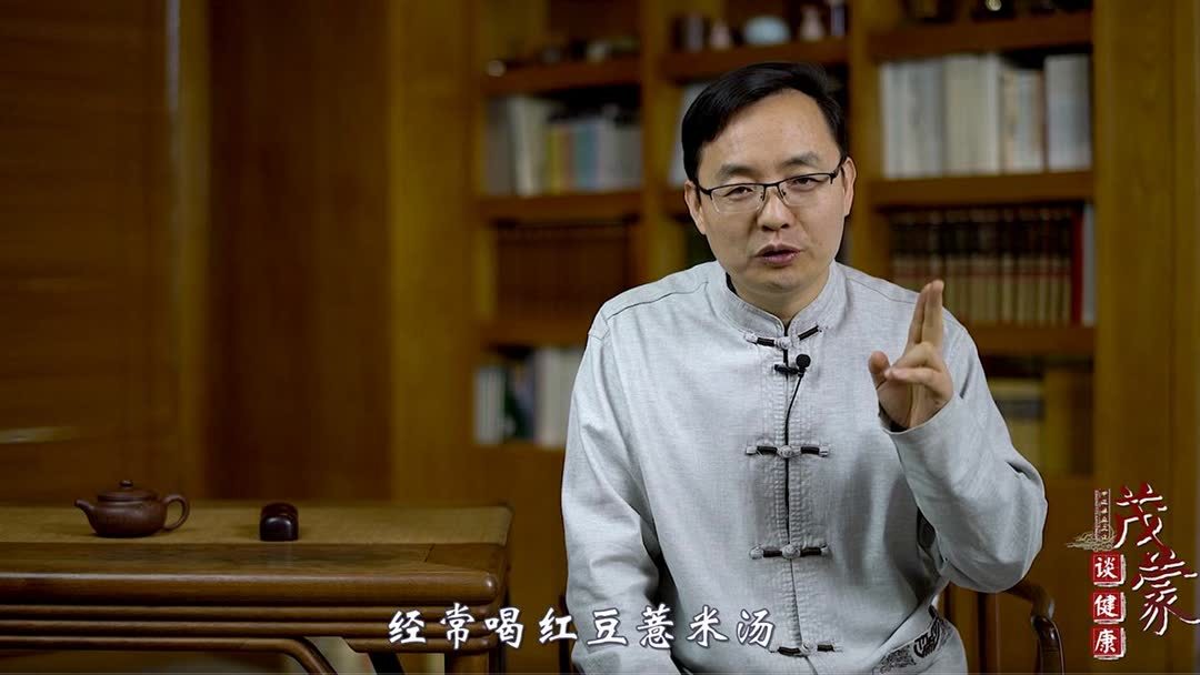 薏米不仅能健脾祛湿,熬成汤还有这个功效,冬天最适合
