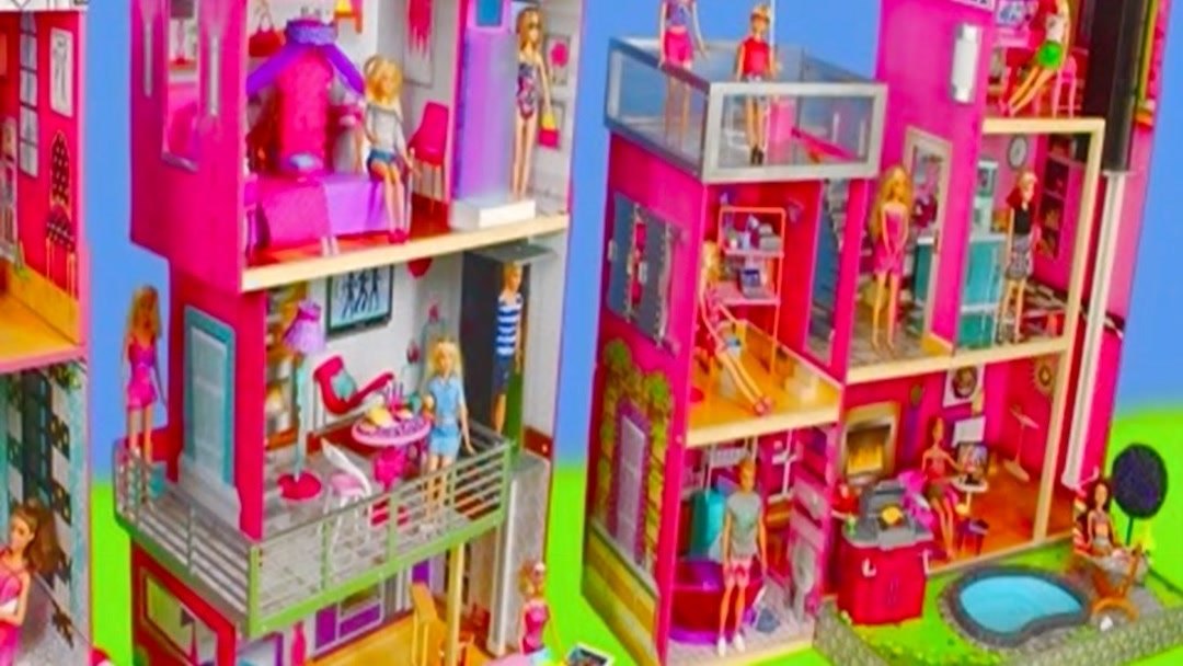 儿童卡通动画:芭比娃娃玩具娃娃屋厨房,浴室