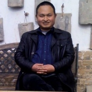 李超旗 