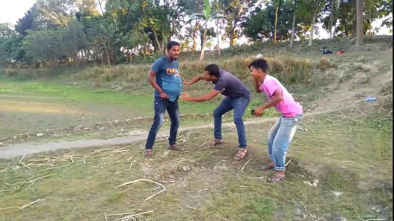 乡村搞笑:1男的竟然“怀孕”了,原来是这个东西