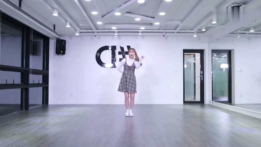 2019最火抖音舞蹈《To Heart》舞蹈翻跳,简单易学舞蹈教程