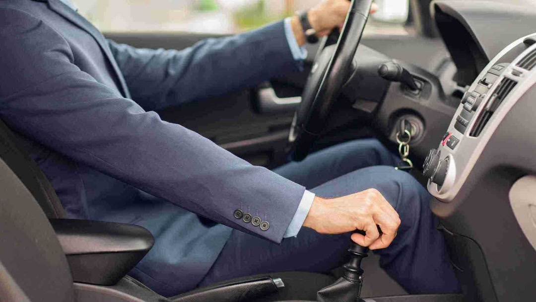 车子二档起步加油异响?原因其实很简单,简单清洗别做错