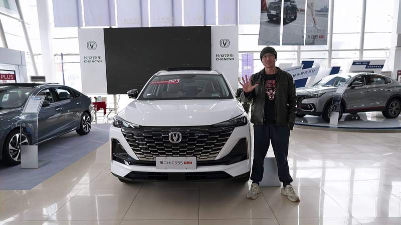 够不到CS75才买它?自成一派,长安CS55PLUS并非75的减配缩小版!