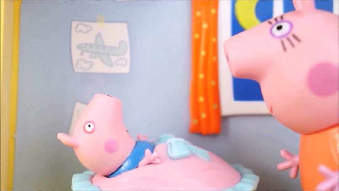 小猪佩奇:佩奇帮忙照看小宝宝