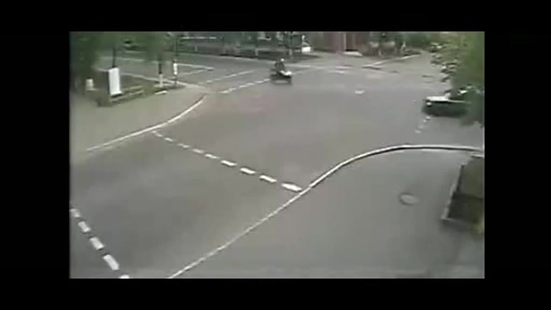 摩托车祸视频 摩托车祸视频集锦
