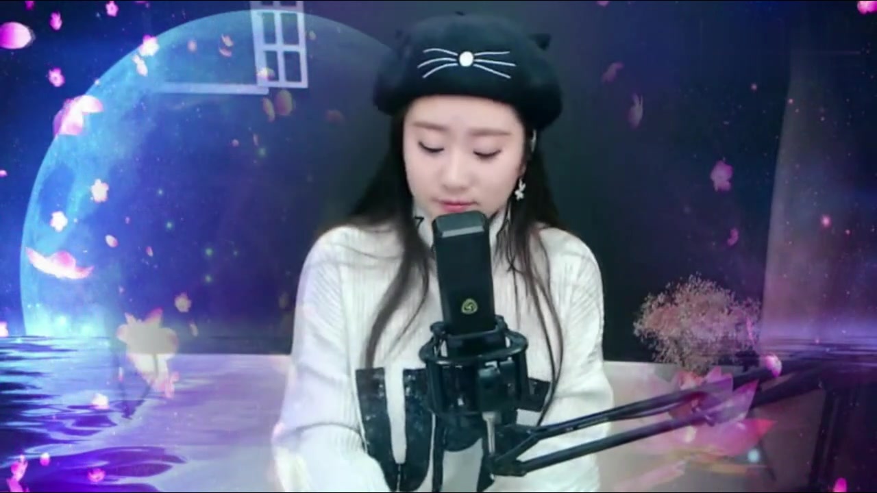 菲儿演唱《像风一样自由》我像风一样自由,就像你的温柔无法挽留