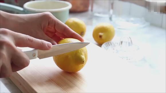 教你一个自制酸梅茶的配方 朋友来了拿出来美味好喝又有面子