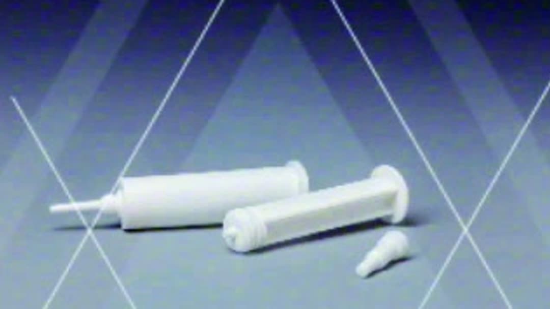 河北鑫富达兽用灌注器的生产检测环境