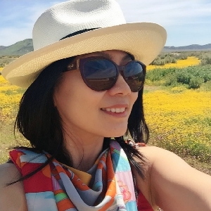 李李要早睡呀 