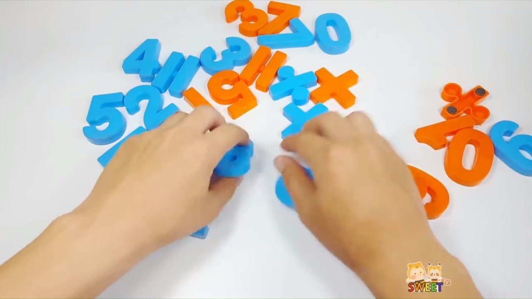 泡泡鱼颜色屋 第1集 数字里的加减法