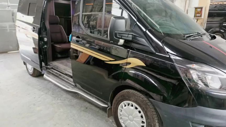 这台新全顺中轴低顶升顶房车,是现车,450A锂电3000W逆变