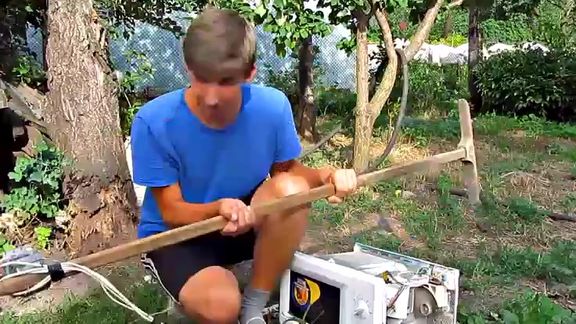 战斗民族日常 如何用微波炉做微波炮