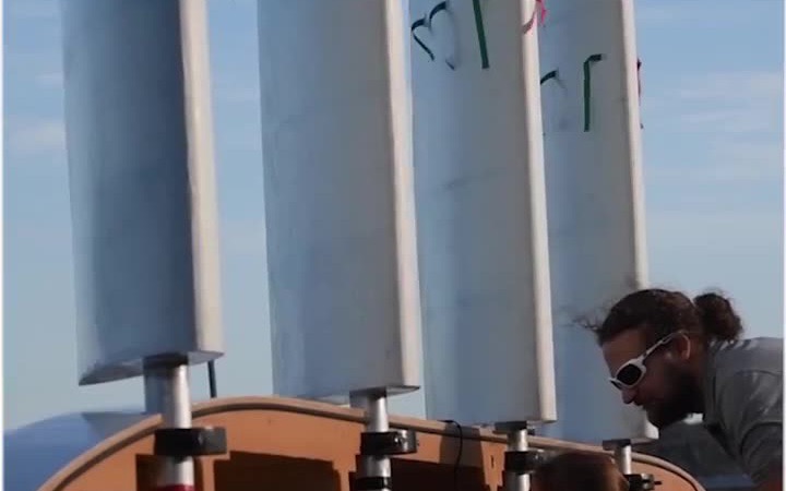 风力货船测试模型在斯德哥尔摩起航