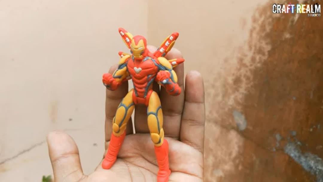 买不起钢铁侠的手办,自己用粘土捏一个,步骤简单易学