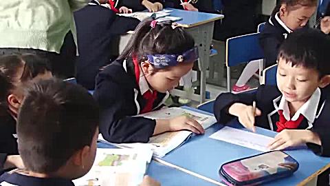 6北师大版小学数学一年级上册《淘气的校园》湖北省市级优课