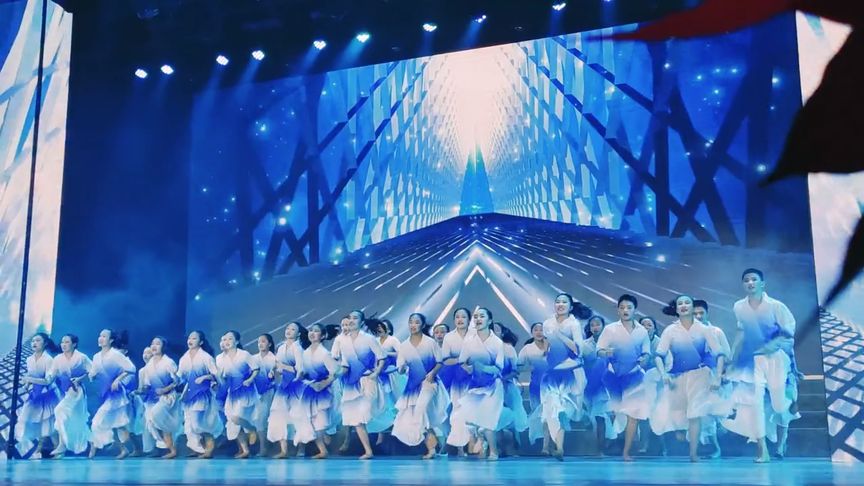 八音绕湘,达泽芳华!八达小学60周年校庆。 #株洲 #青春的样子
