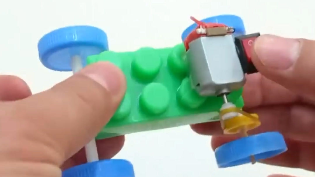 别再花钱买玩具了,大师教你自制电动汽车,赶紧动手做起来