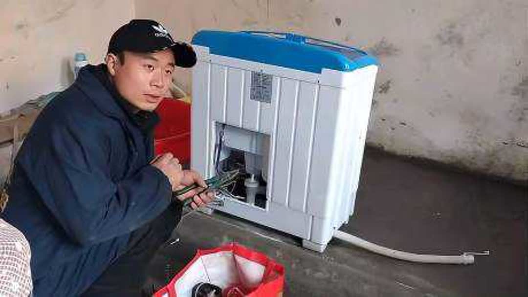 双筒洗衣机洗筒可以用 甩干筒有声音不转 师傅教你一招先检查哪里