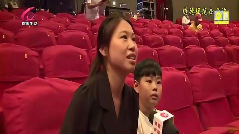 【温视频】浙江有礼·瓯越先行 原创话剧《诚信老爹》讲述中国好人...