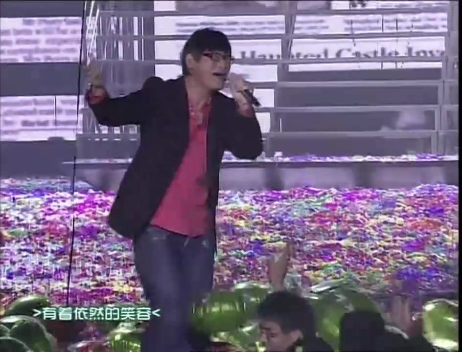 ...《童年》+《野百合也有春天》【湖南衛視“給力2011”跨年演唱會...