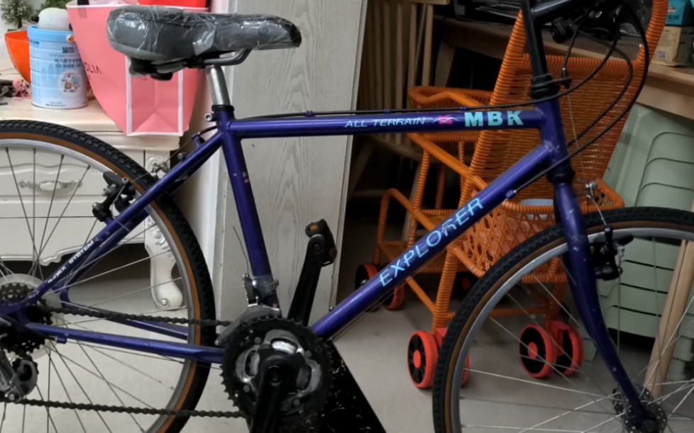 90s的青少年钢架自行车