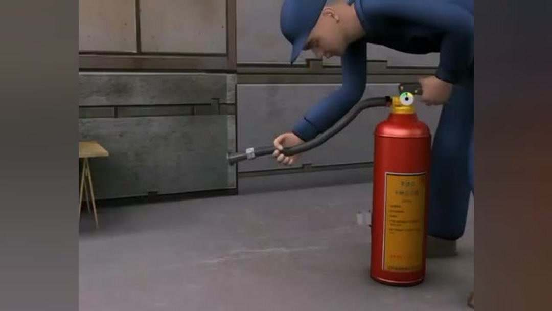 三种灭火器的使用方法教学仿真动画,珍爱生命远离火灾。每个人都...