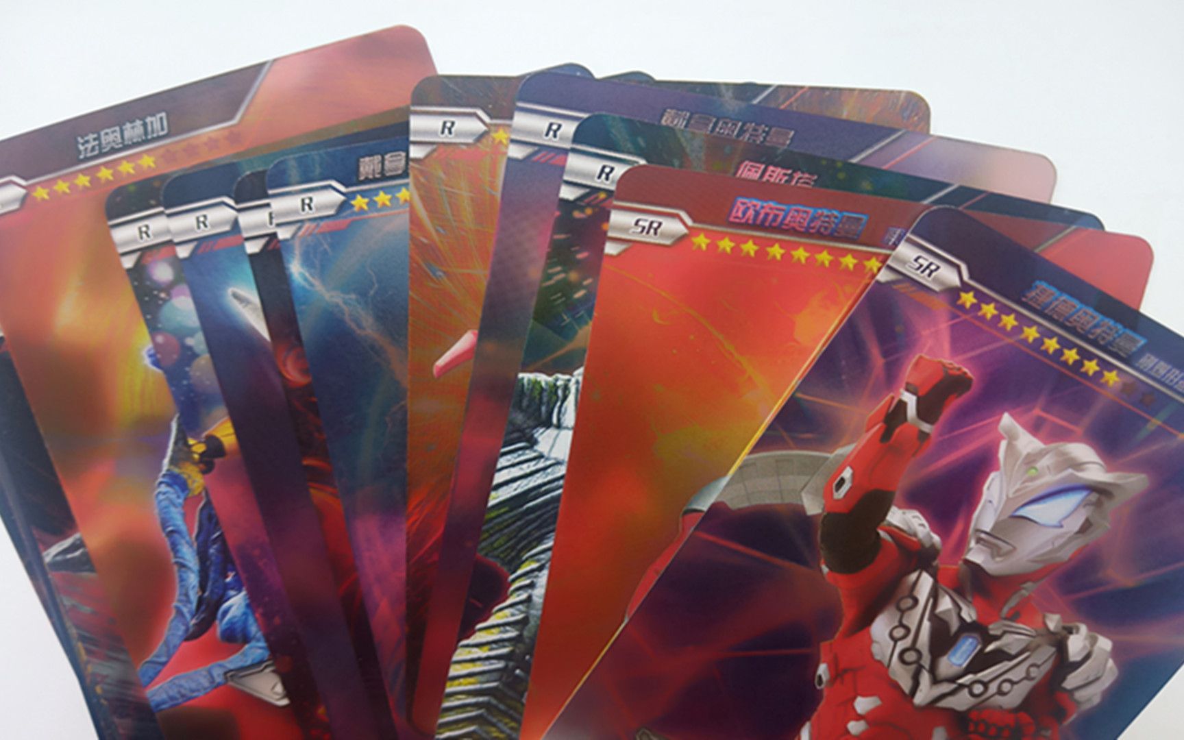 宇宙英雄奥特曼卡片,是这样玩的吗