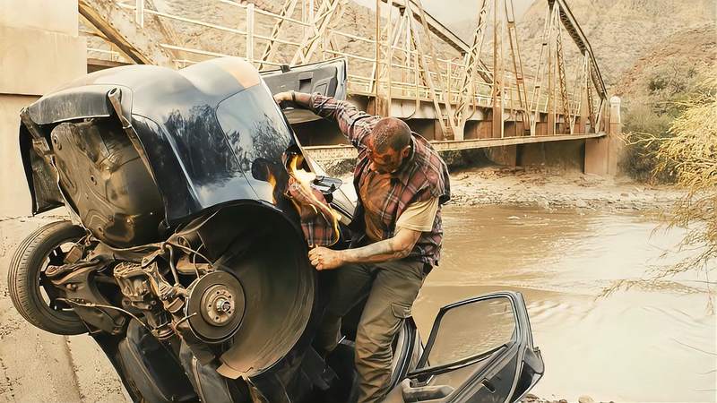 路怒症到底有多可怕,两个男人为此双双殉情