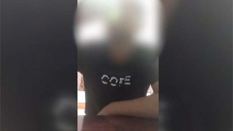 没你不行!前女友将结婚 男子直播喝“敌敌畏”