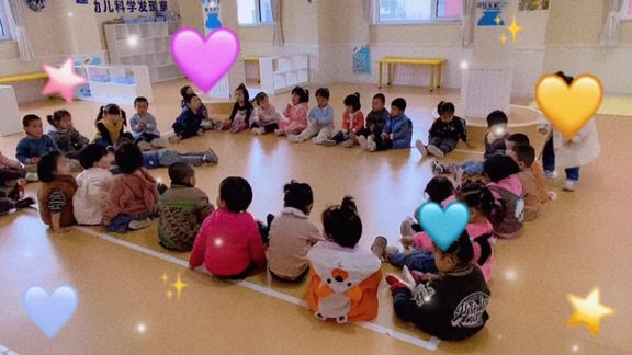 幼儿园小班丢手绢