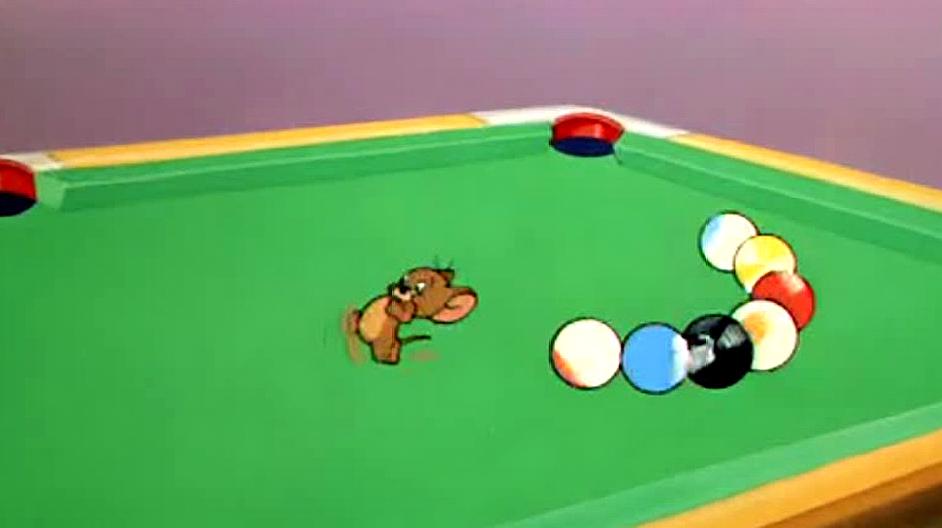 猫和老鼠:汤姆在打桌球,杰瑞路过,被台球追