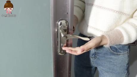 门被反锁了怎么办,不用找开锁师傅,只需一枚硬币,3秒快速打开
