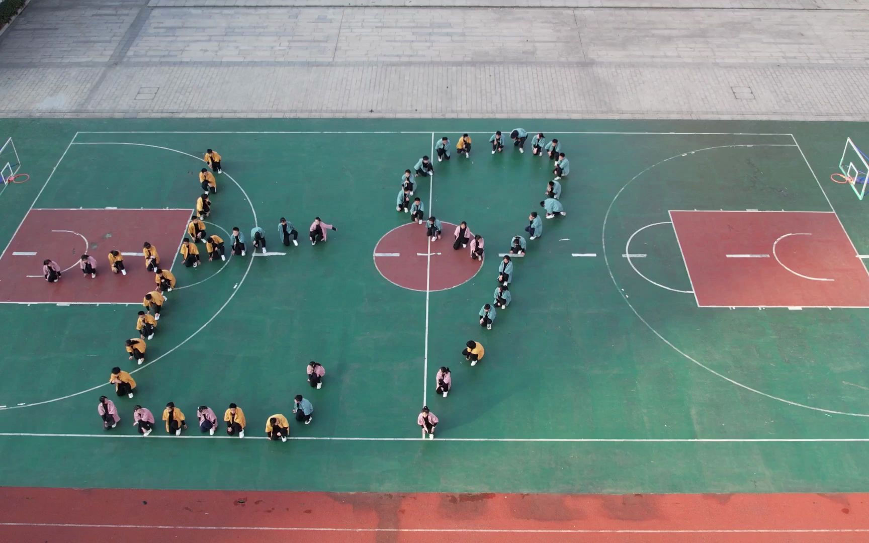 七(9)班升旗仪式表演