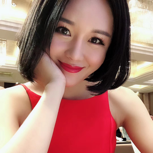 主持人曹小月 