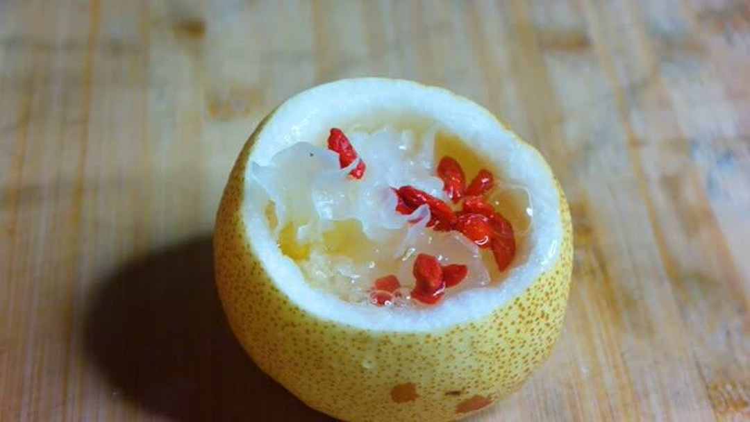 冰糖雪梨正确做法,止咳化痰,大人小孩都喜欢,做法超简单!