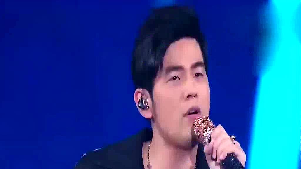 周杰伦一曲《稻香》,优美的旋律冲击内心,震撼全场!