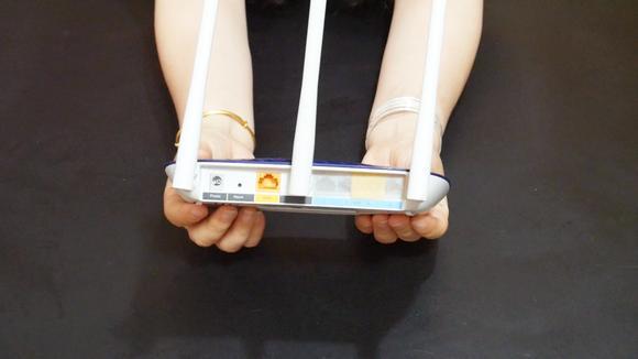 家里网速越来越慢怎么办?宽带师傅教我一招,网速立马提升好几倍