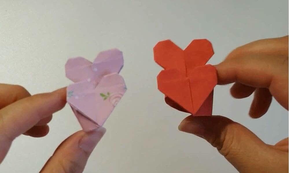 如何做出新颖的创意手工?一张纸就能完成的双桃心戒指!