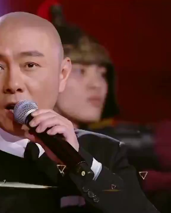 经典咏流传:张卫健演绎唐杨炯《从军行》,为你唱经典《真英雄》