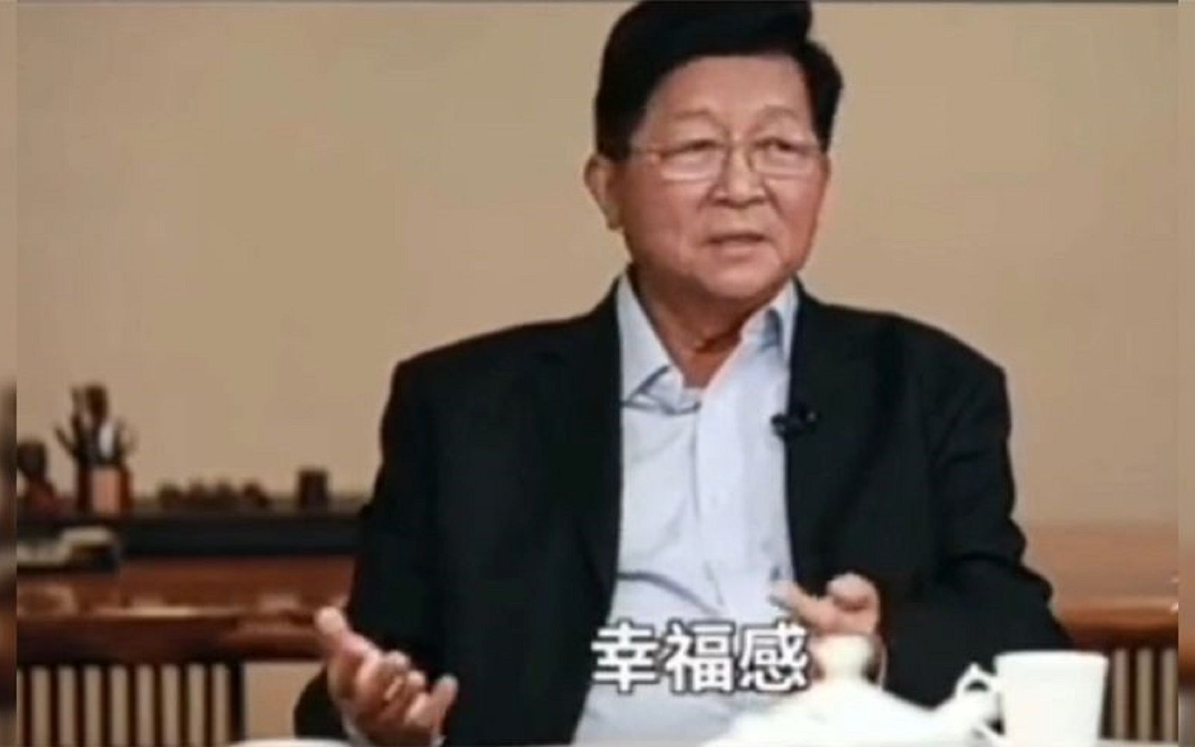 “长大后发现,这段支持30%公摊面积的采访,三观有多炸裂!”