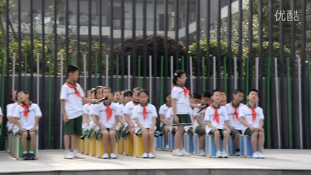 璧山实验小学2017级2班5下国旗下的展示
