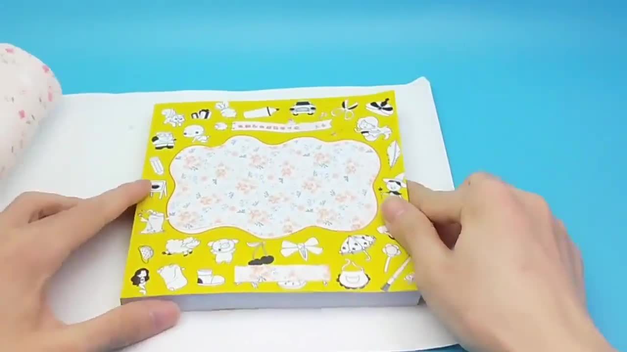 开学发新书了,教你一个简单的包书皮方法