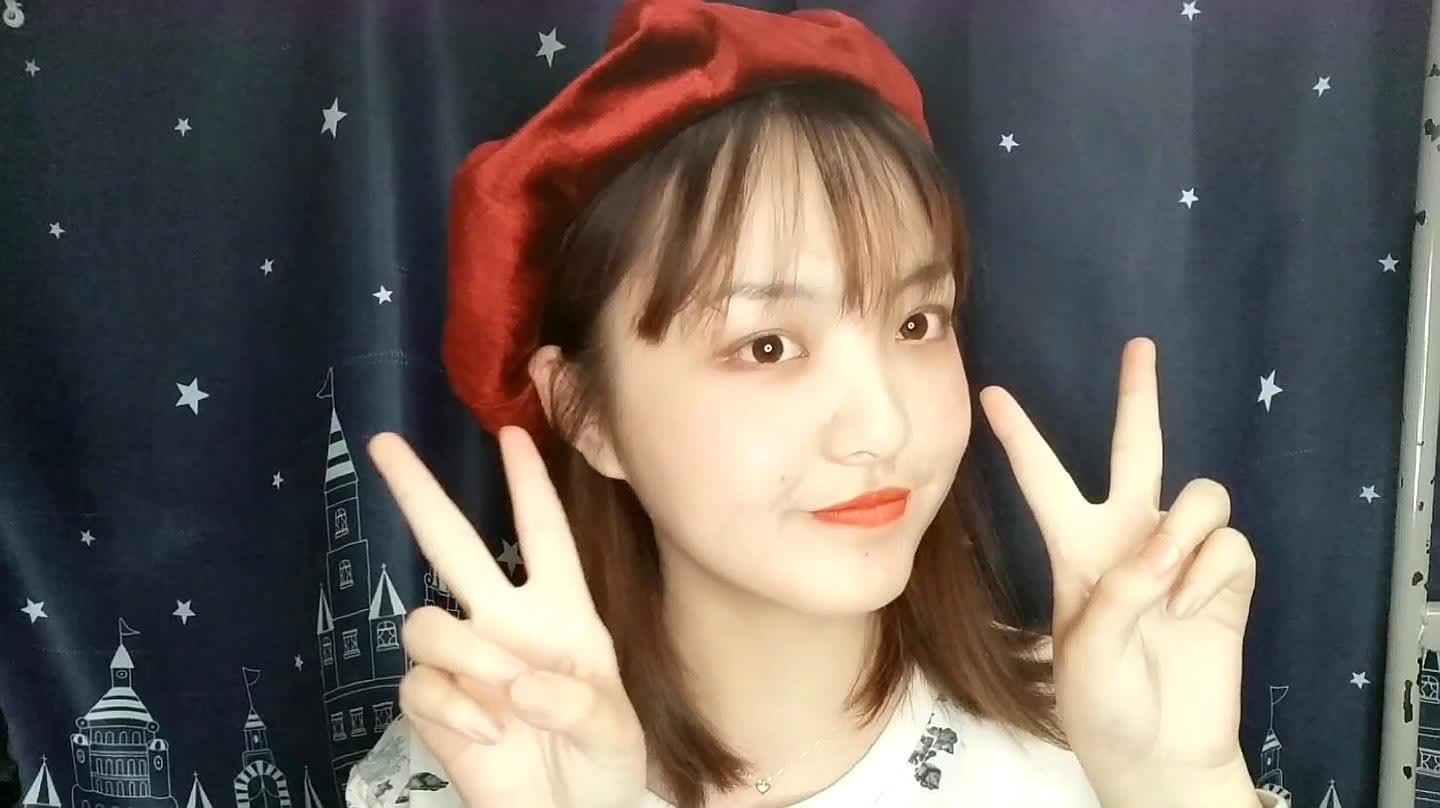 帮你排雷,红色贝雷帽的正确or错误戴法,哪种最可爱呢