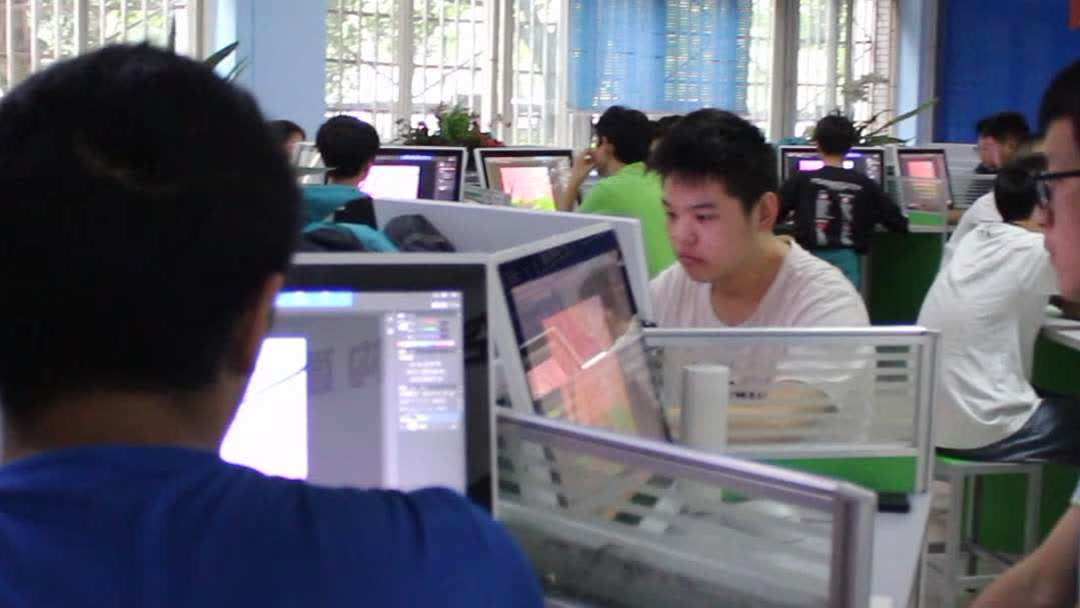 电脑学校学生上课实拍