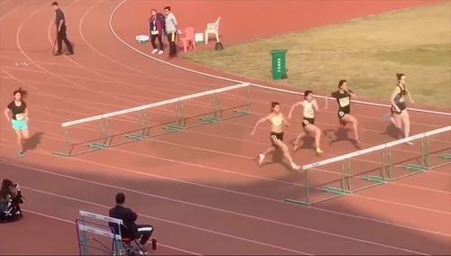 一年后再来发跨栏视频,一定不是这个样子!