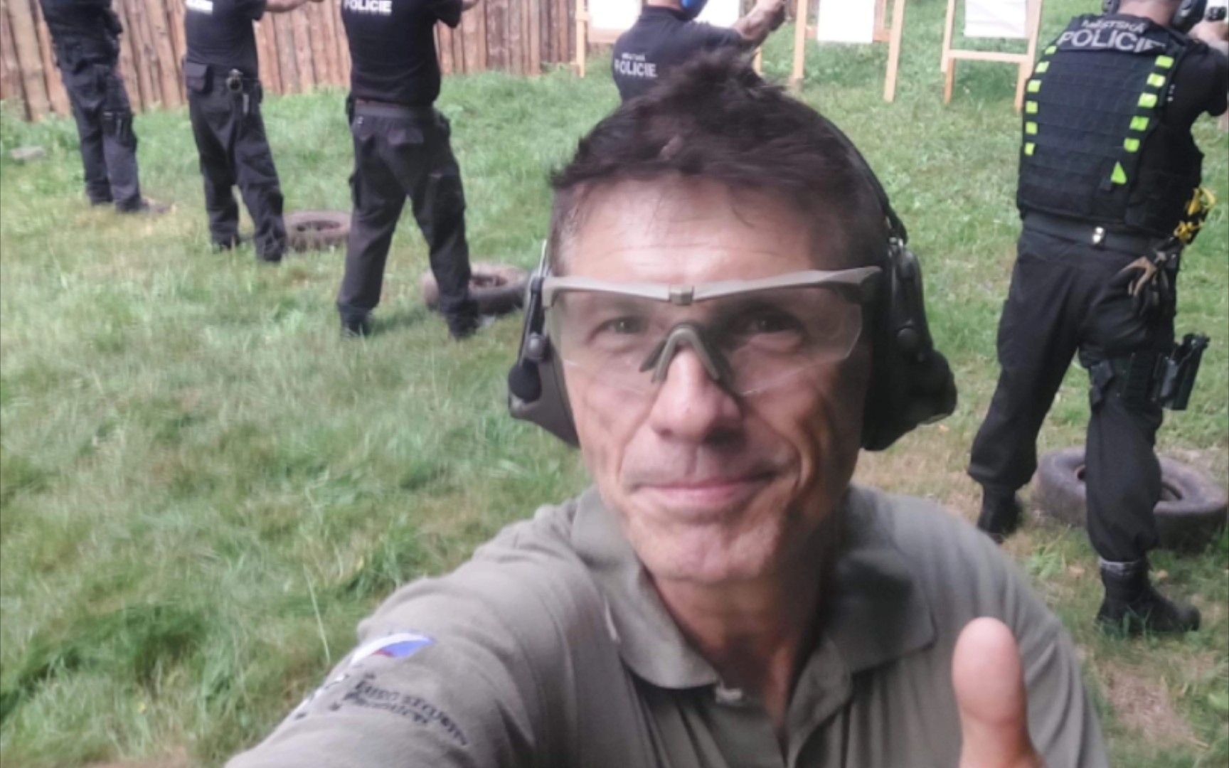 ESP首席教官暴力测试自家机械棍(图片版)