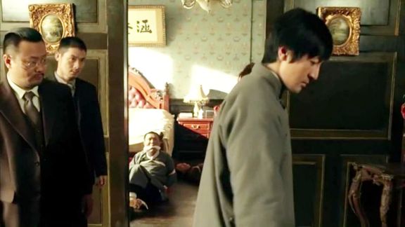 破案侦探也有弱点,晕血真是一件可怕的事情,心疼徐天!