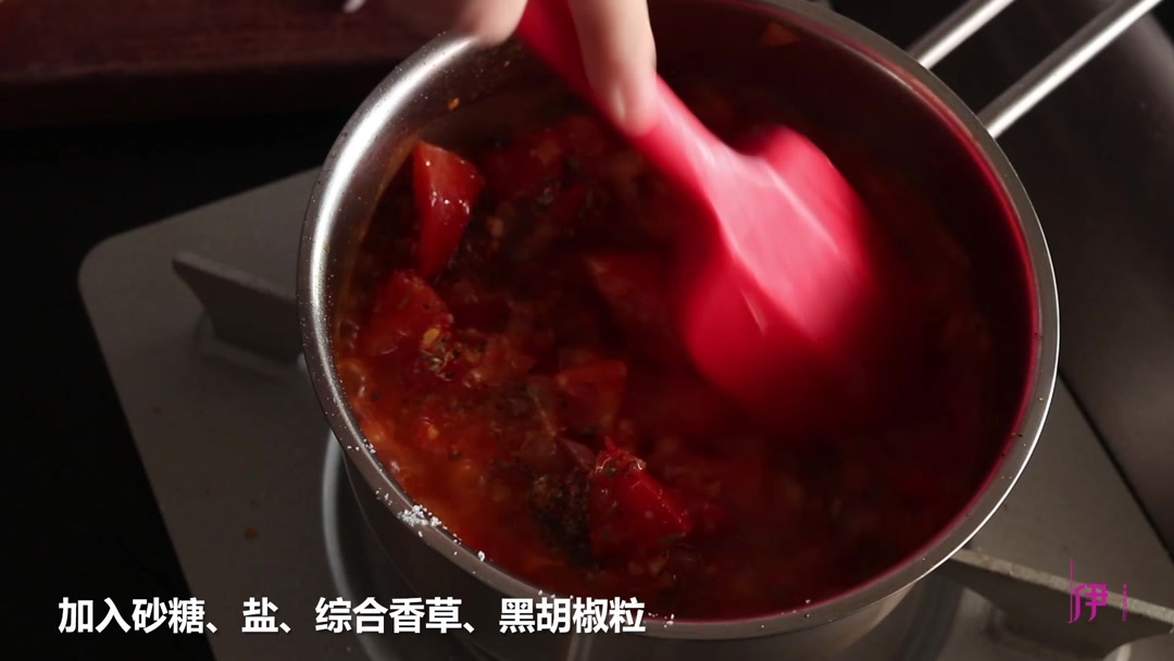 这样做出来的披萨又香又脆 省钱又解馋