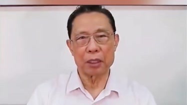 钟南山为气膜方舱实验室打气