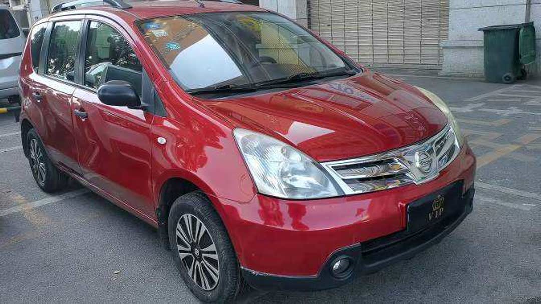 2万多块钱的日产骊威,家用代步练手挺好,还是自动挡